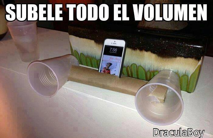 sube el volumen. - Meme subido por Demonblack :) Memedroid