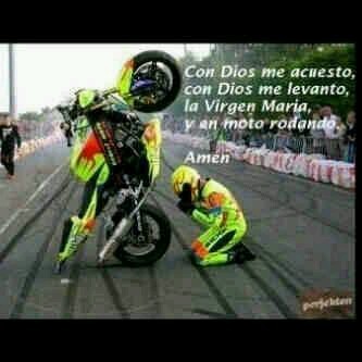 Rezando - Meme subido por DarkSebas :) Memedroid