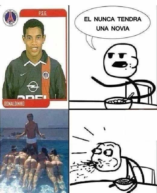 ese ronaldinho es un loquillo - Meme by diostroll23 :) Memedroid