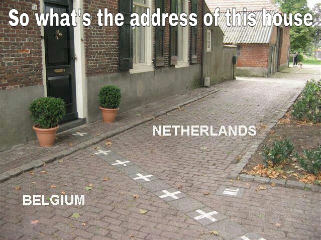 Nice to having a house in two countries - Meme subido por ...